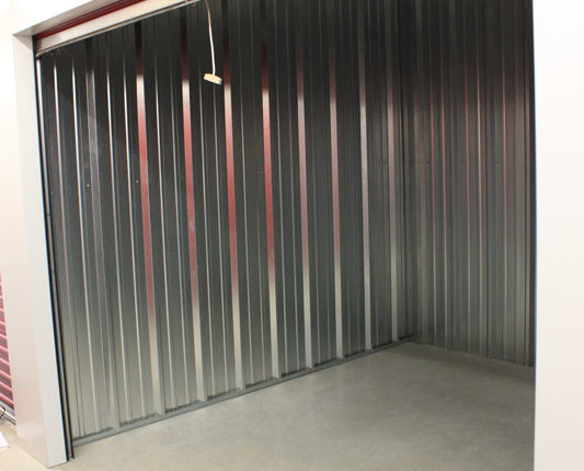 10'x10' Storage Units in Calgary SE, Personal & Business Self Storage